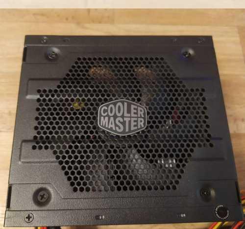 Блок питания Cooler Master на 500 Вт