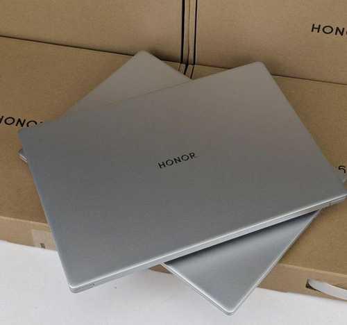 Ноутбук 2025 года Honor MagicBook X14 i5/R7 16/512