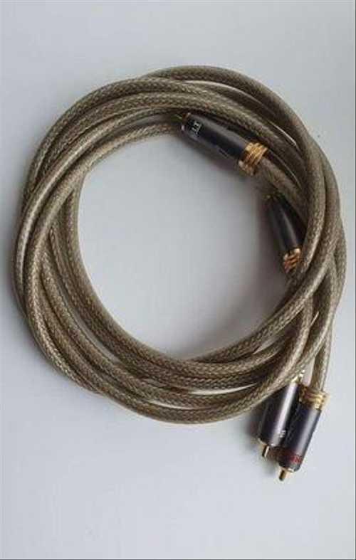 Межблочный кабель 2 RCA 1,5m Tasker Италия
