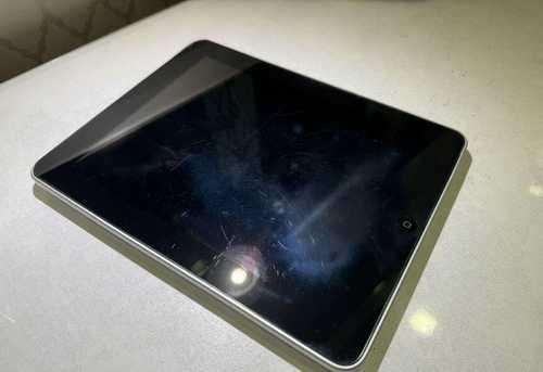 iPad (1 поколения) (2010)