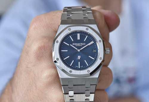 Часы Audemars Piguet Royal Oak Jumbo Extra-Thin