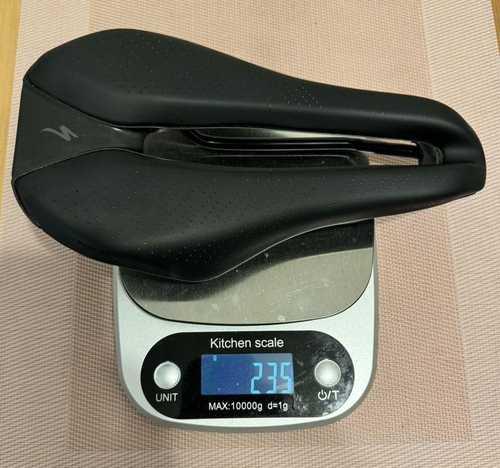 Седло Specialized sitero 130 mm