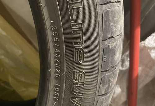 Nokian Tyres zLine SUV 255/45 R20 105Y