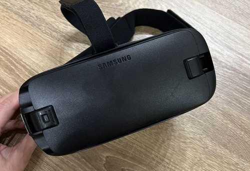 Шлем виртуальной реальности Samsung