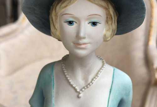 Статуэтка"Дама в шляпе", Leonardo Collection