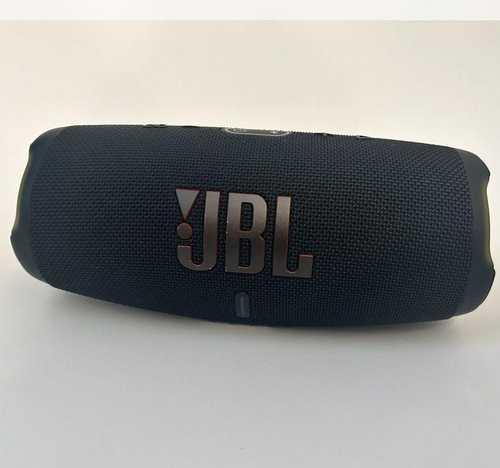 Портативная колонка JBL Charge 5 черный