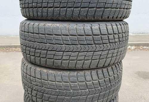 Roadstone Winguard Ice SUV 235/55 R18