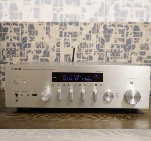 Сетеоресивер Yamaha R-N803D