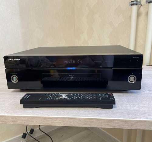 Blu-ray-проигрыватель Pioneer BDP LX 71