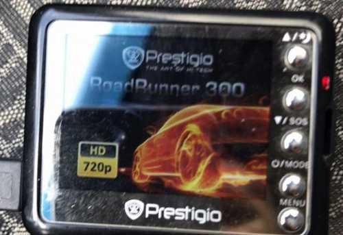 Автомобильный видеорегистратор Prestigio