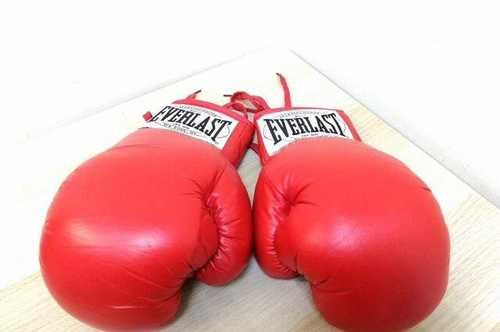 Боксерские перчатки Everlast autograph gloves sale