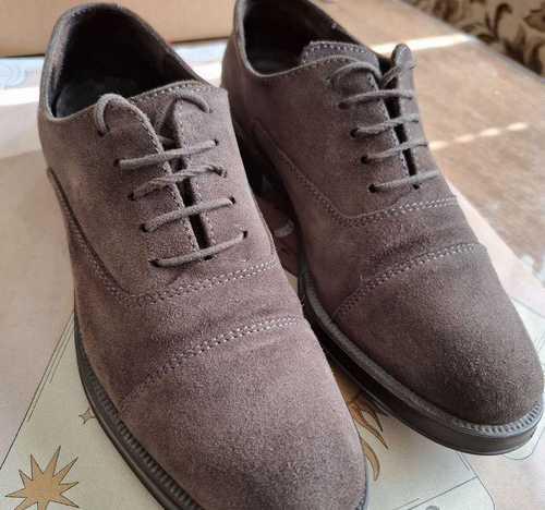 Полуботинки дерби из замши TJ Collection