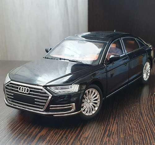 Модель автомобиля audi A8 1/24