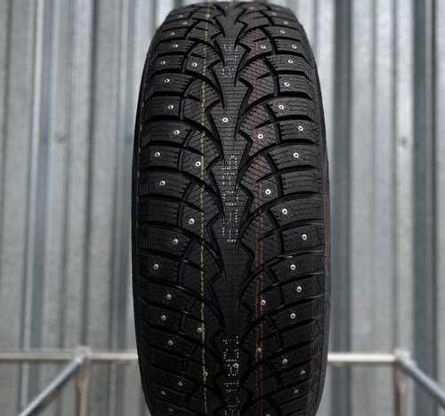 Roadmarch Winter X PRO Studs 68 195/65 R15 95T