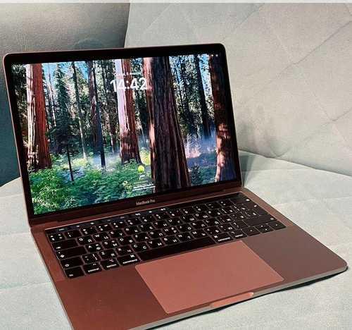 Apple macbook pro 13 2019