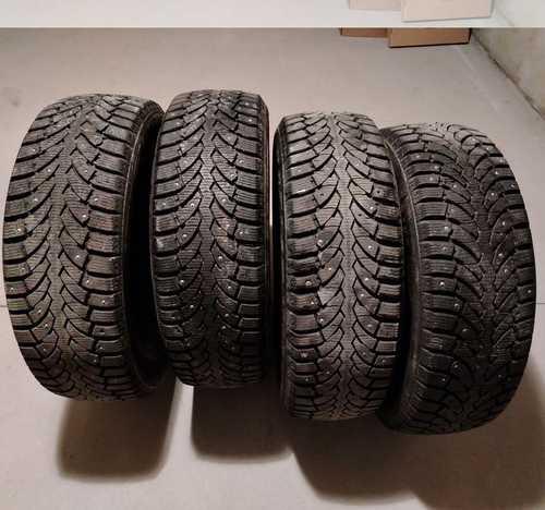 Pirelli Formula Ice 195/65 R15