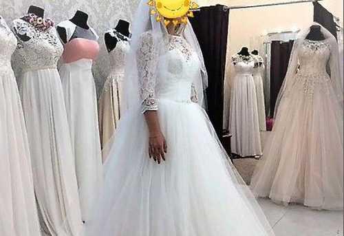 Свадебное платье пышное с корсетом