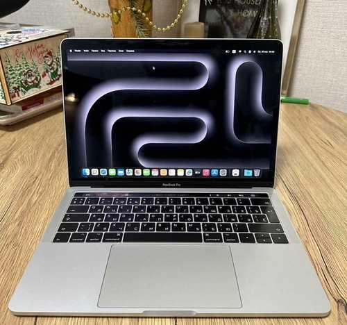 Macbook Pro 13 2018 touch bar