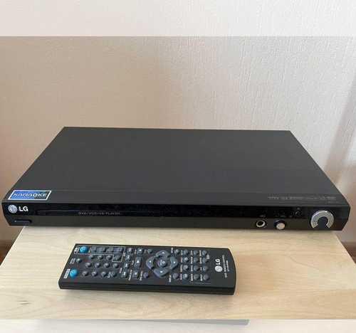 DVD player karaoke LG DGK774