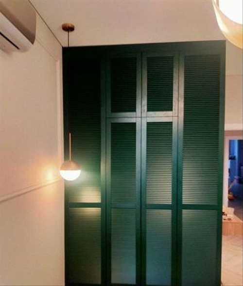Шкаф люкс с жалюзийными дверьми