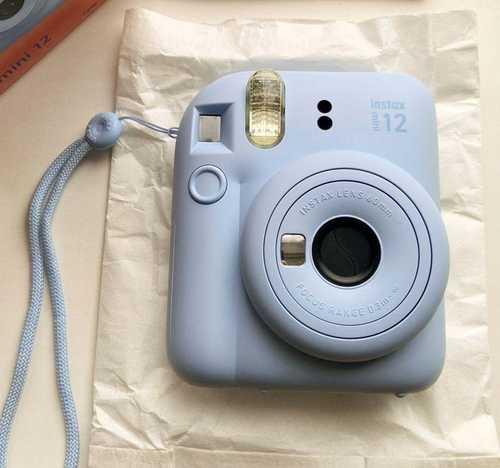 Polaroid instax mini 12