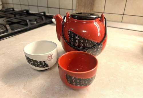Чайный набор (чайник и 2 чашки)