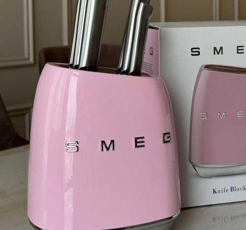Кухонные ножи с подставкой smeg Розовый
