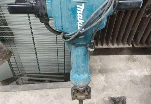 Молоток отбойный Makita hm 1801