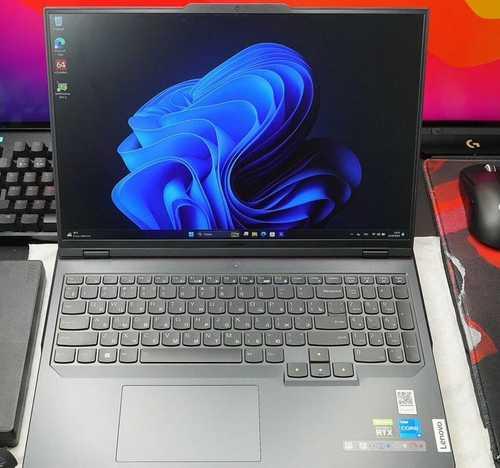 Lenovo Legion 5 Pro RTX 4050 / i5-13500HX 32GB QHD