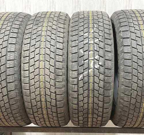 Hankook Nordik IS RW08 235/60 R18 98L