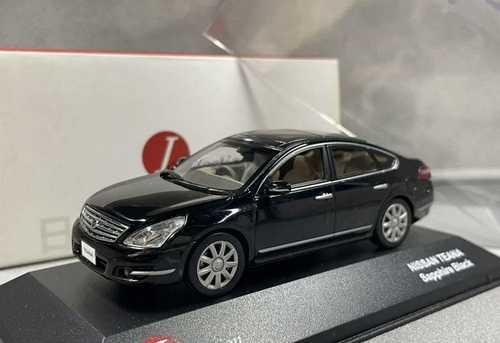 Модель Nissan Teana J32 J-collection 1:43