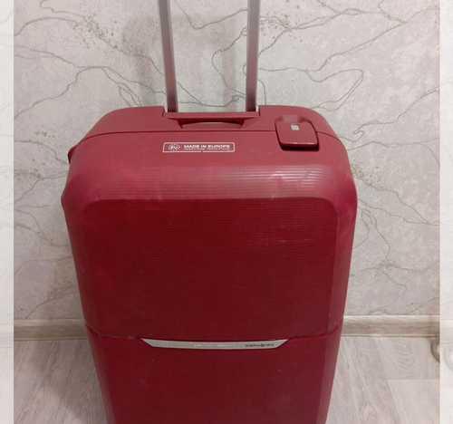 Чемодан на колесах большой samsonite