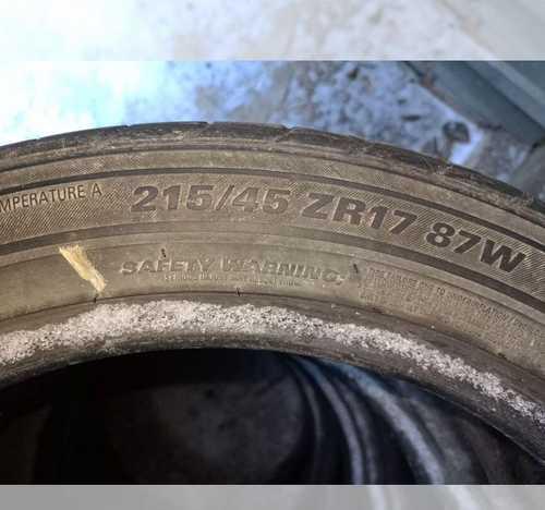 Continental CS 21 215/45 R17 23R