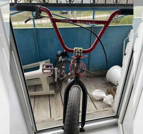 Трюковой велосипед bmx