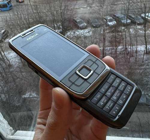 Nokia E66