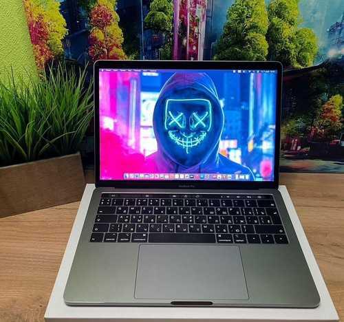 Macbook pro 13 2018 16gb 500