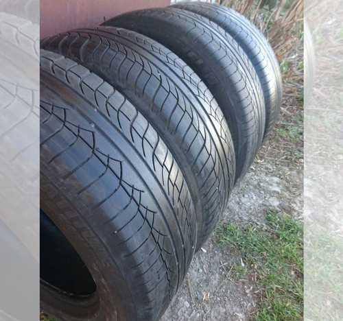 Michelin Latitude Diamaris 235/65 R17 102V