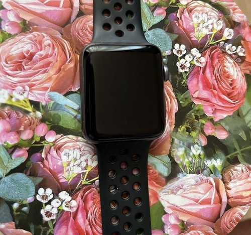 Часы apple watch 3 42mm nike