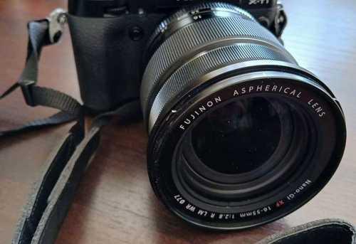 Цифровая фотокамера Fujifilm XT-1 с объективом
