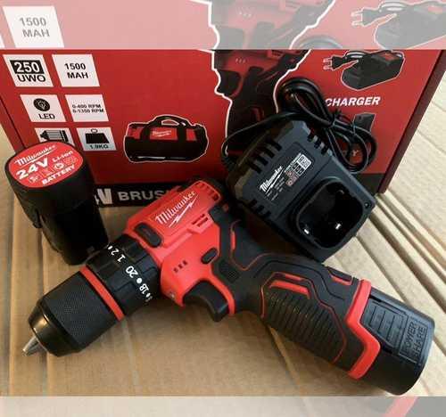 Шуруповерт бесщеточный Milwaukee 24V ударный