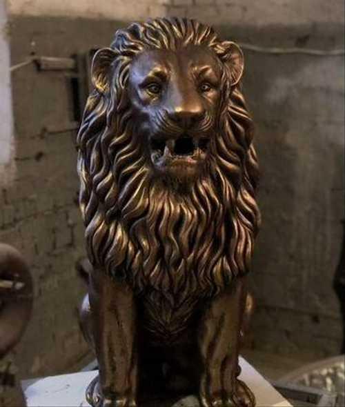Скульптура садовая «Королевский лев»