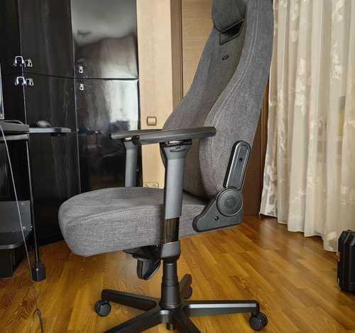 Компьютерное кресло Noblechairs