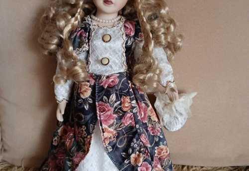 Коллекционная французская фарфоровая кукла