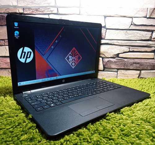 Свежий быстрый HP A6-9220 8Gb 256Gb SSD экран 15"