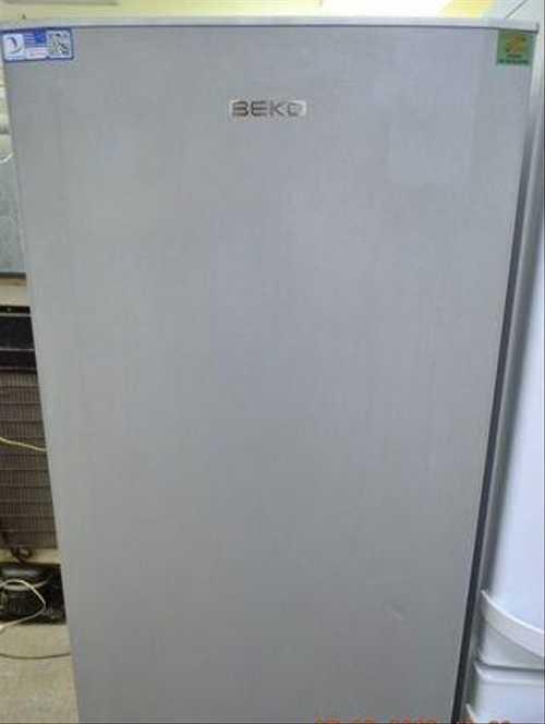 Холодильник "Beko CS 325000S"