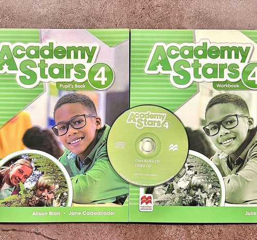 Academy Stars 4 новые комплекты