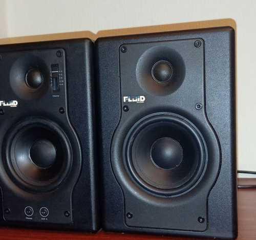 Fluid Audio F4