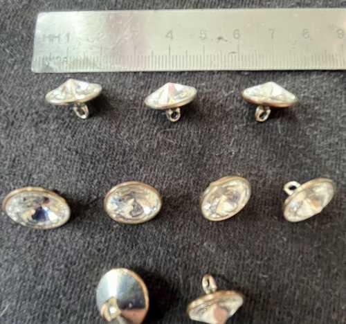 Пуговицы swarovski оригинал 9 шт