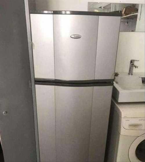 Холодильник Whirpool No Frost