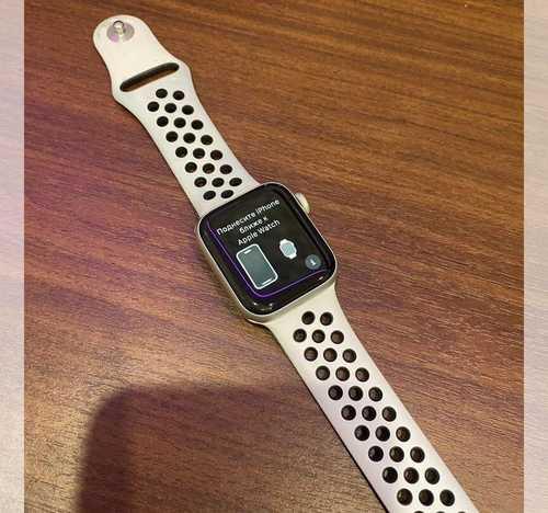 Часы apple watch se 40 mm